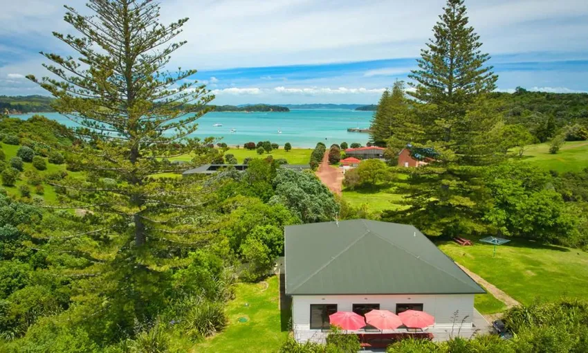 Rotoroa Island Ferry from Auckland - 75 Minutes | Experience Oz