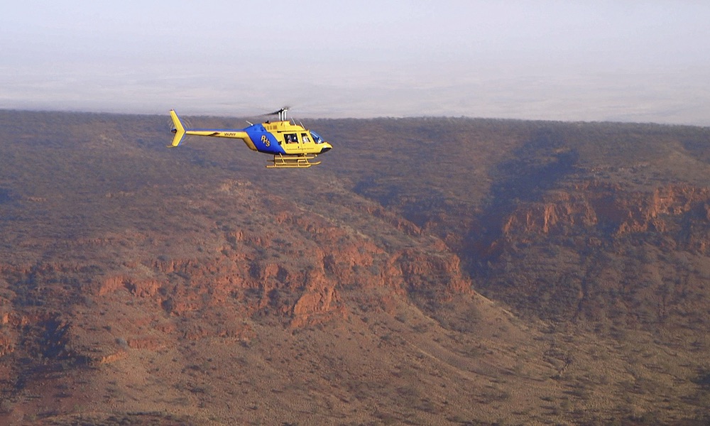 36 minute Scenic Uluru & Kata Tjuta Helicopter Flight | Experience Oz