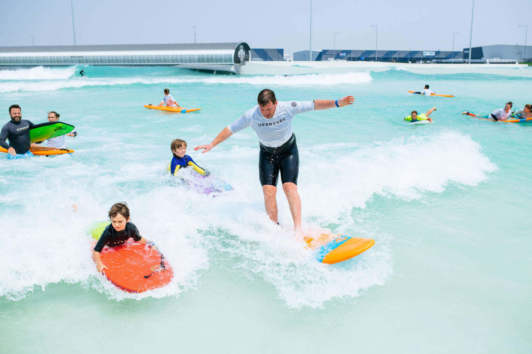 Beginner Surf Lesson at URBNSURF| Experience Oz
