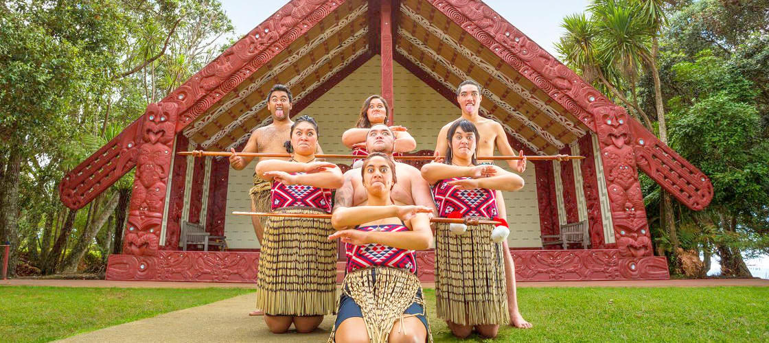 Waitangi Treaty Grounds Tour & Performance NZ | Experience Oz + NZ