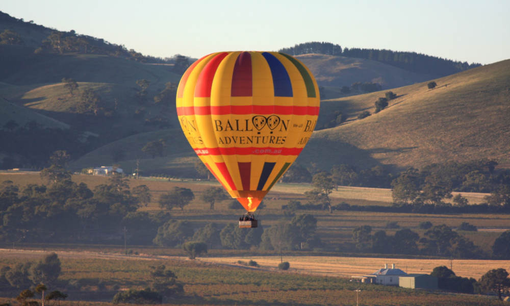 Barossa Valley Balloon Ride with Breakfast | Experience Oz