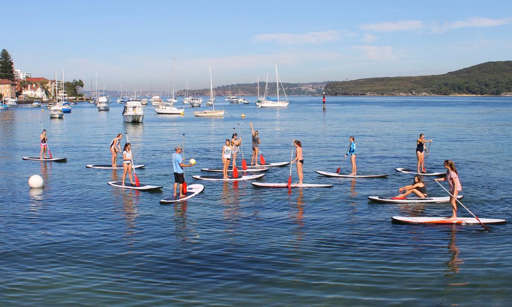 Group Stand Up Paddle Boarding Lesson in Manly