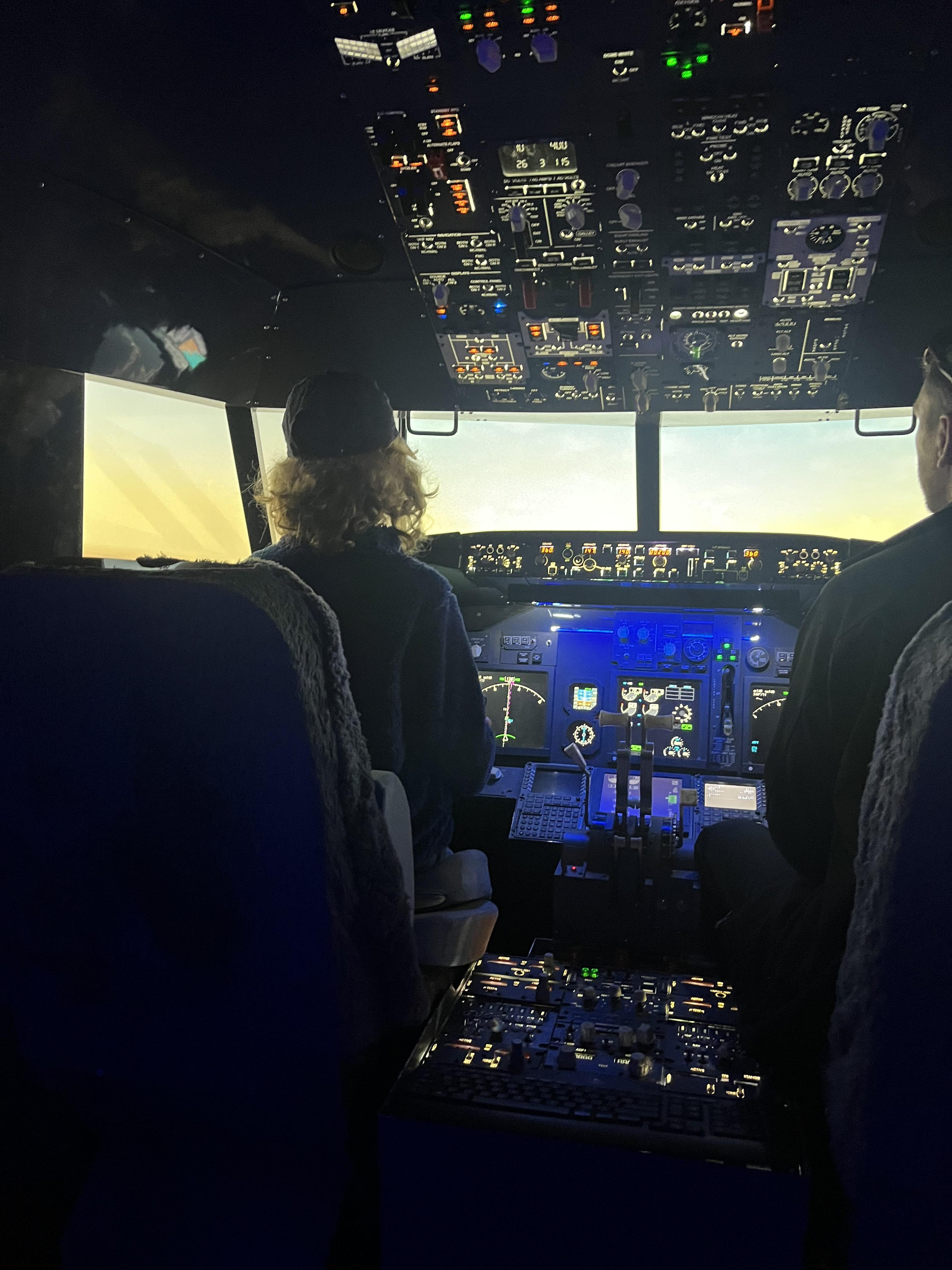 Melbourne Flight Simulator Based on Boeing 737-800